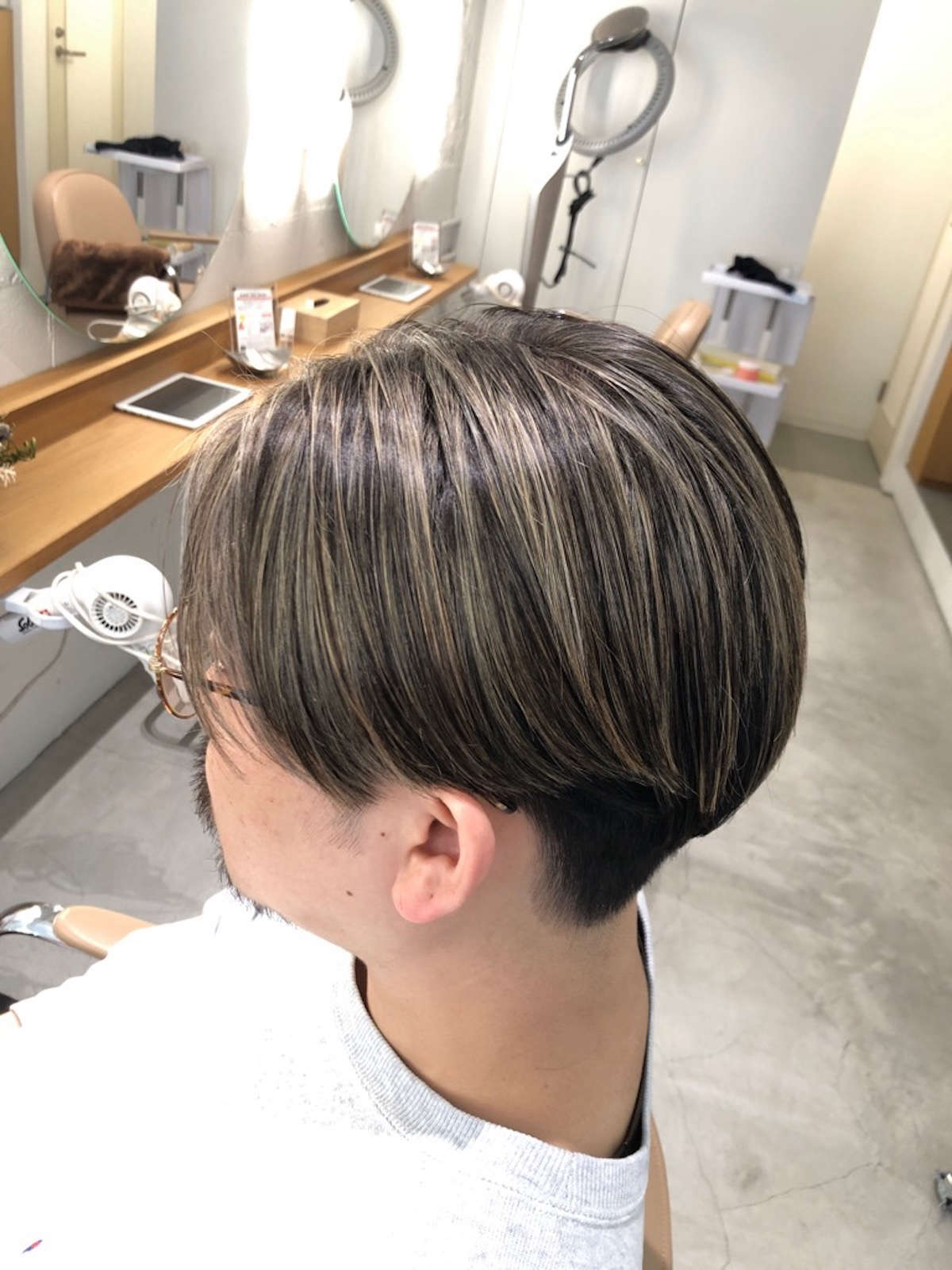 ハイライトで立体感 | TOCABLOG | 自由が丘の美容室 美容院 ヘアサロン 口コミで人気